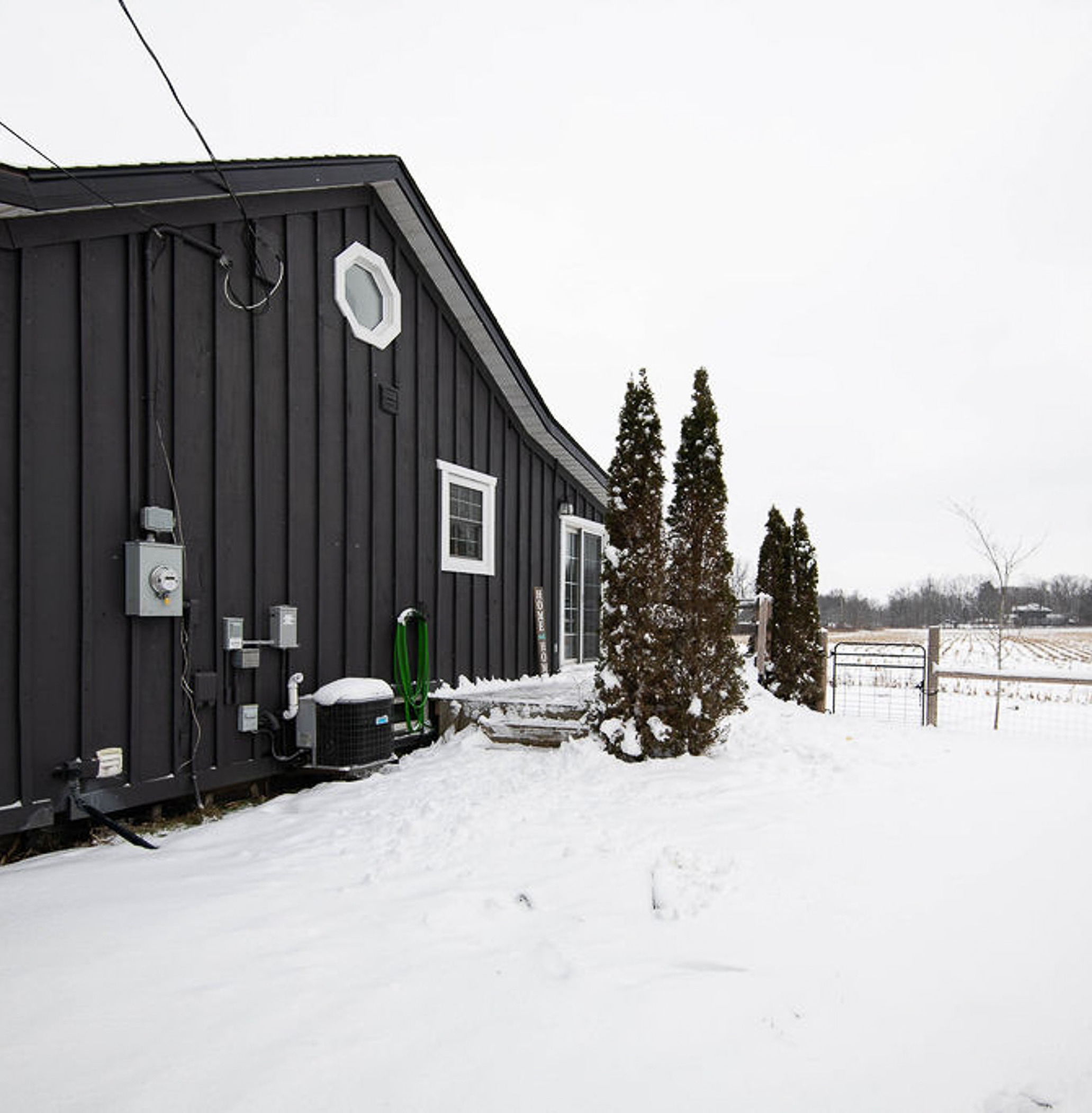 1032 Fiddler's Green Road