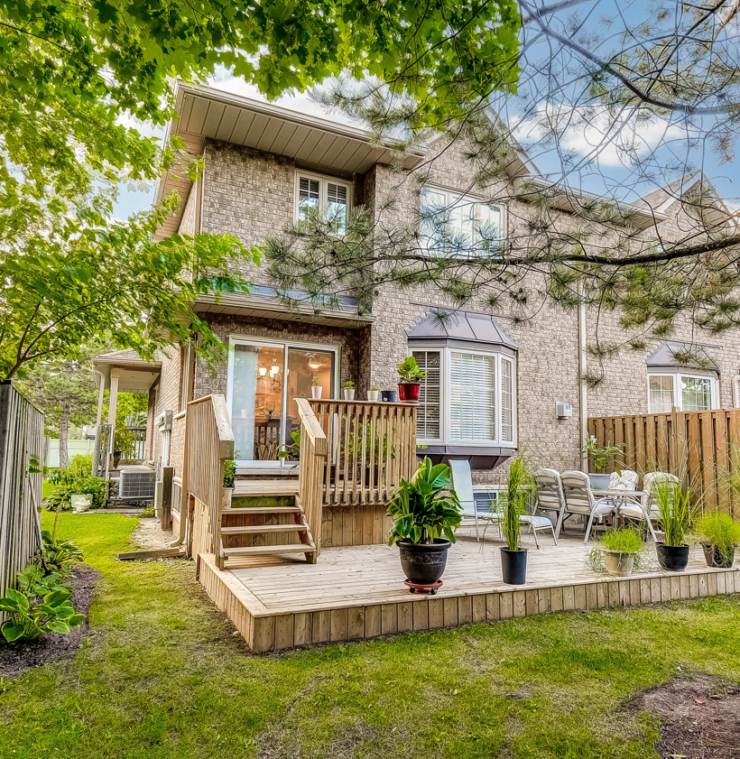 15-2880 Headon Forest Drive