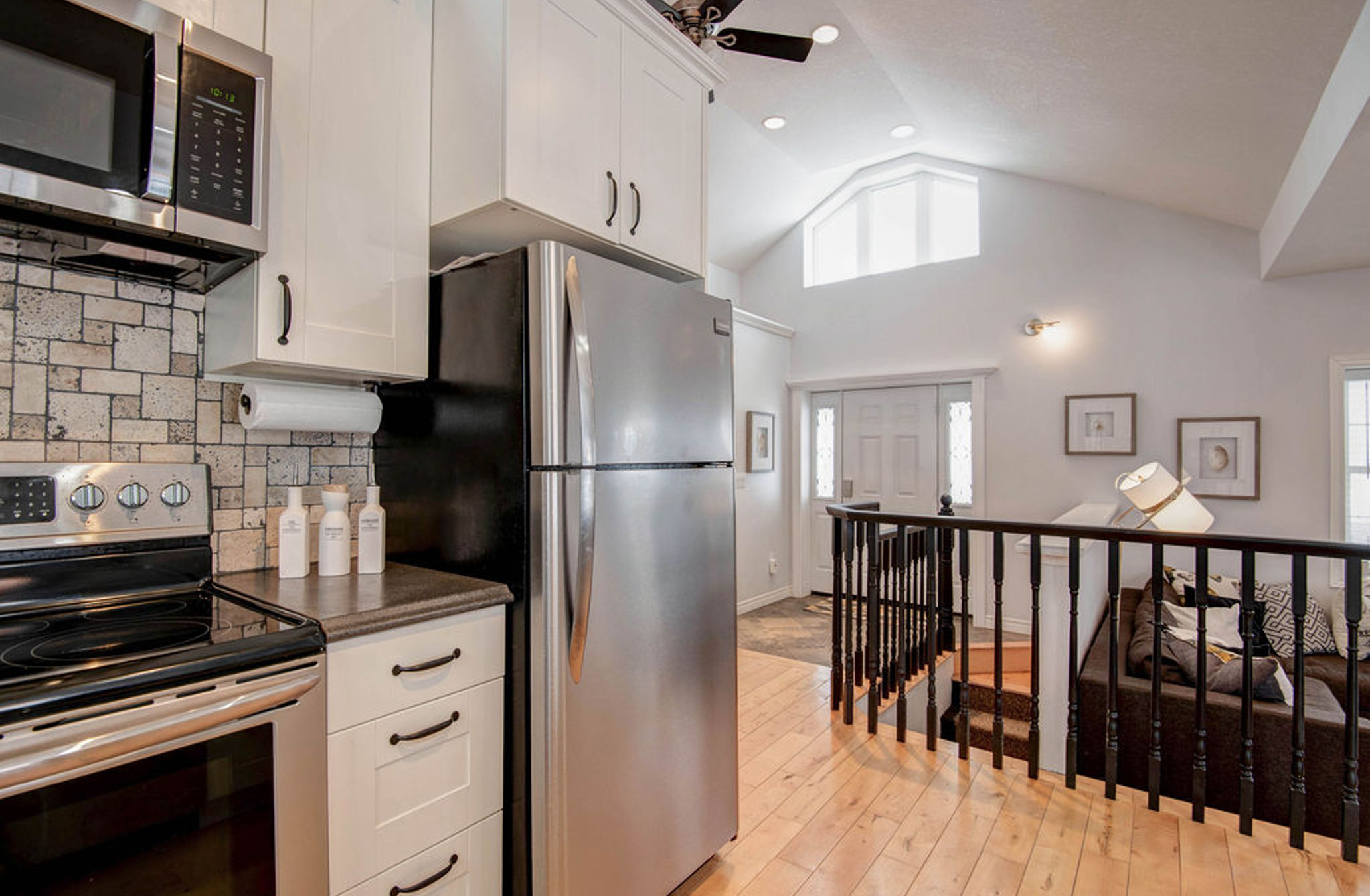 1032 Fiddler's Green Road